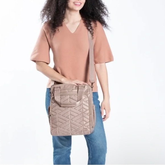 lug | Bags | Nwot Lug Ranger Xl Overnight Sand Taupe | Poshmark